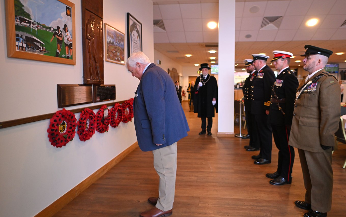 Exeter Chiefs Mark Remembrance with Pre-Match Ceremony